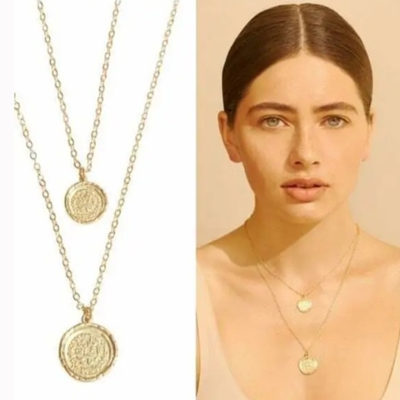 Amber Sceats | Jewelry | Amber Sceats Double Coin Necklace | Poshmark
